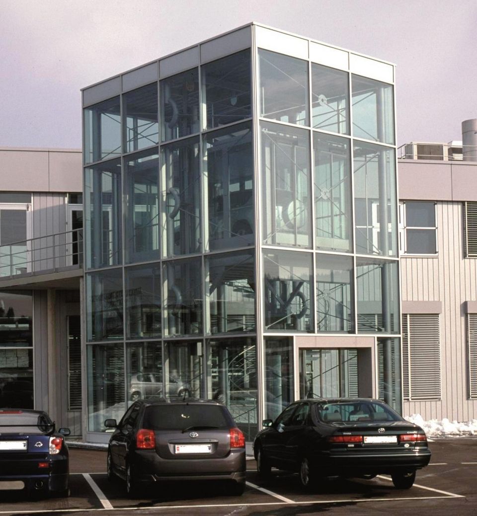 Autoaufzug verglast | Lüthi-Aufzüge AG